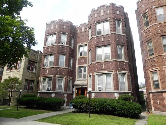 AIA | 6-Unit Building Chicago, Illinois Chatham Neighborhood